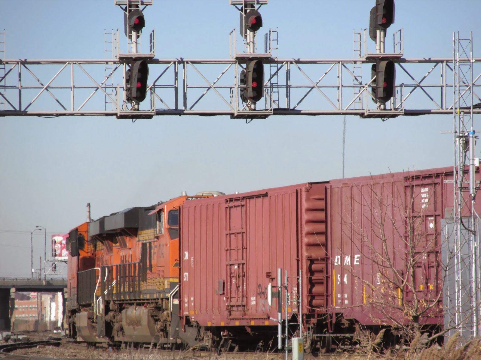 Eddie's Rail Fan Page: A westbound BNSF Railway transfer train passing ...